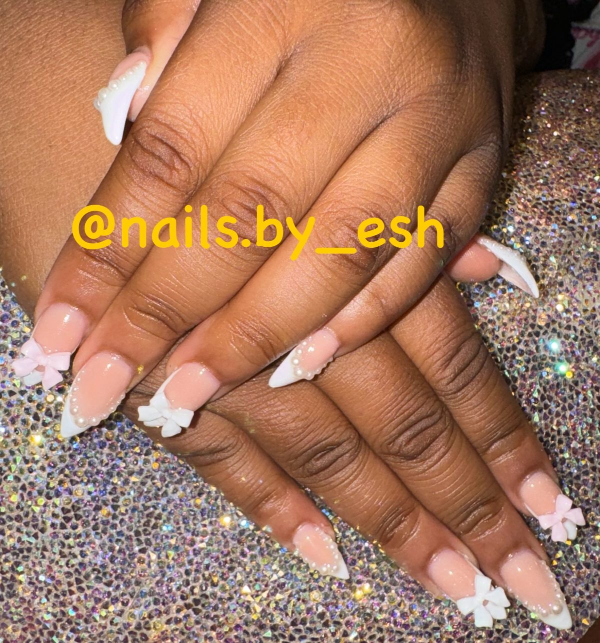 Esh Nail Expressions: Custom Nail Art & Designs